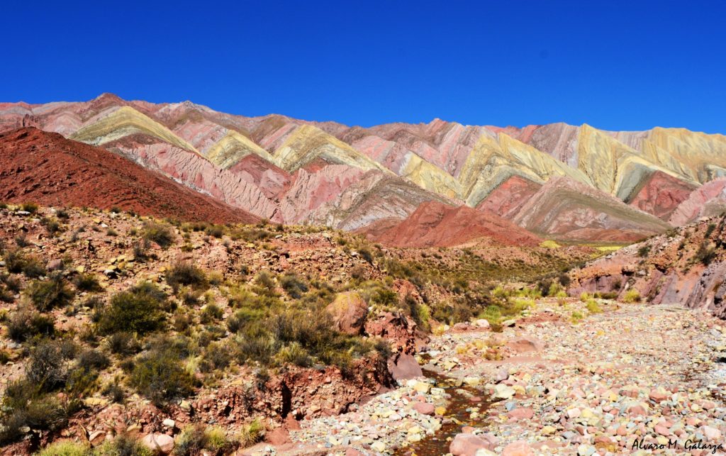 Hornocal - Cerro de los 14 colores - Mintanhas Coloridas da América do ...